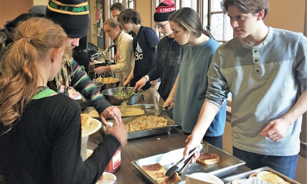 High Schoolers Bring Their Love of Culinary Arts to Feed Local Homeless ...