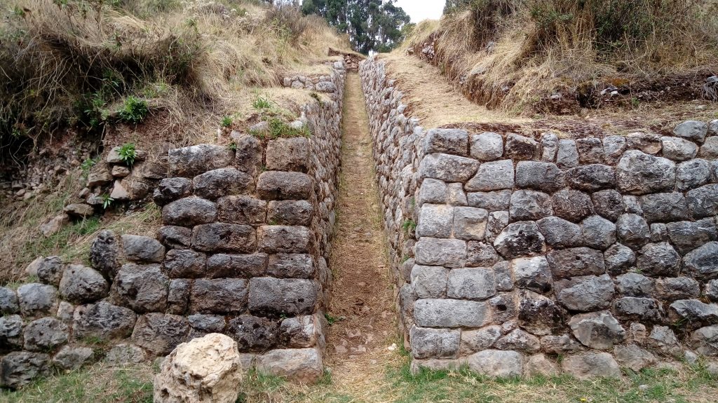 Sacred Politics: Inca Huacas for Political and Social Organization ...