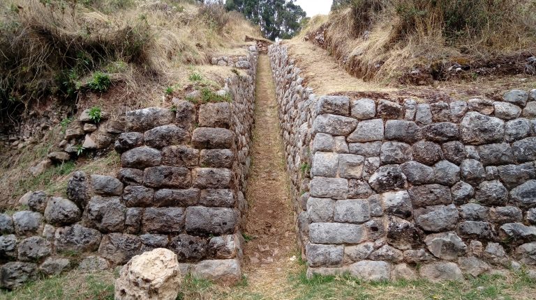 Sacred Politics: Inca Huacas for Political and Social Organization ...