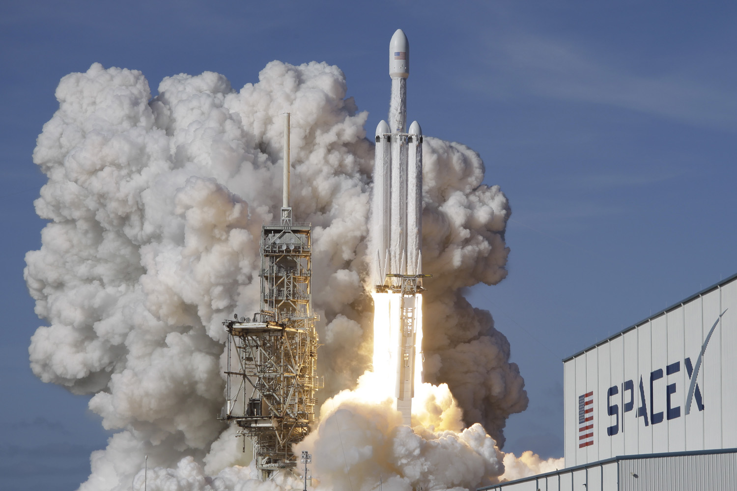 After a Decade of Commercial Space Travel, What's Next? Brewminate: A ...