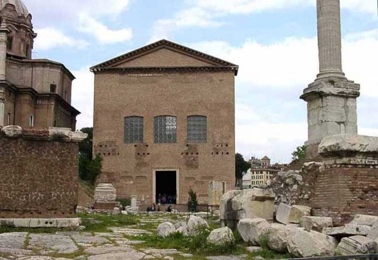 Administrative and Government Buildings of the Roman Forum Brewminate ...