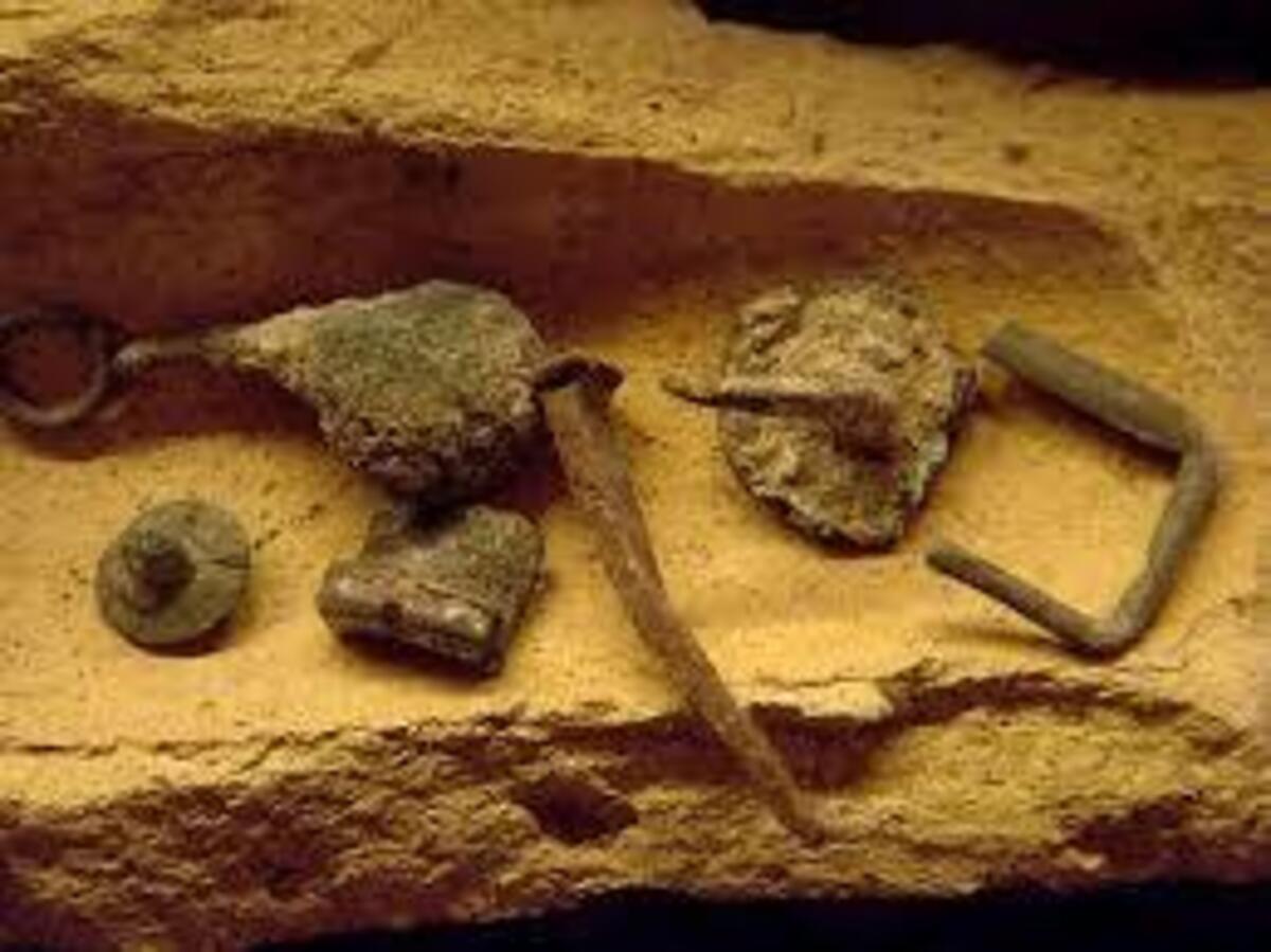 From Ancient Scotland to Online Auctions: A Tale of Roman Nails ...