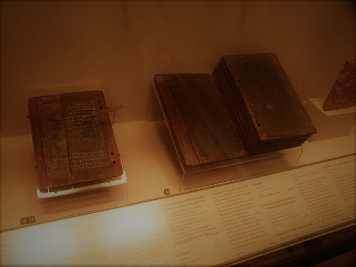 A History of the Book in Seven Objects Brewminate: A Bold Blend of News ...