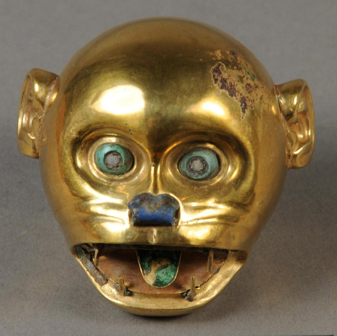 The Ancient Peruvian Moche Royal Tombs of Sipán Brewminate: A Bold ...