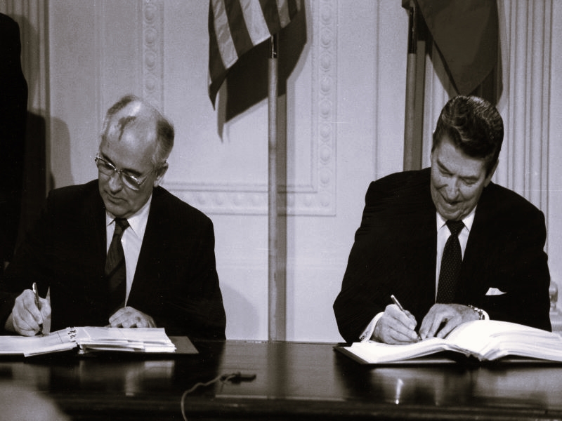 The Nuclear Arms Race since World War II Brewminate: A Bold Blend of ...