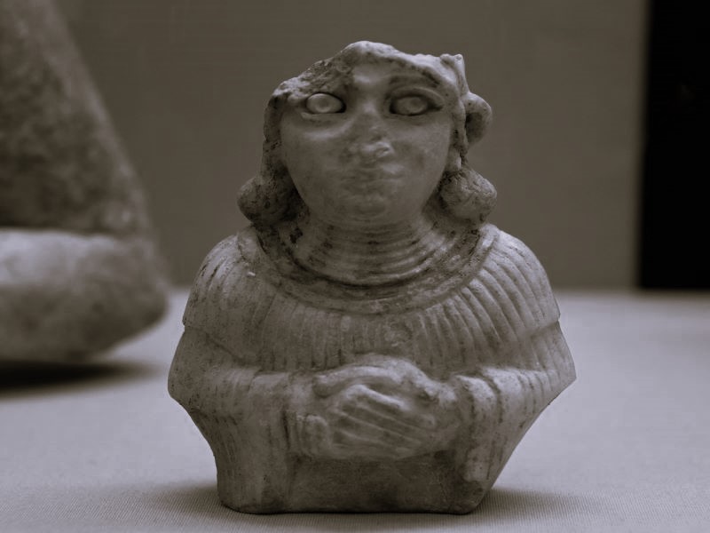 Queen Puabi to Shahbanu: Ten Great Women of Ancient Mesopotamia ...