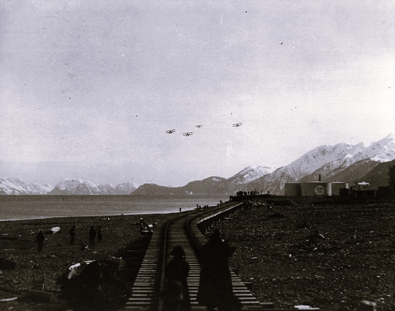 An Early History of Flight from 1924