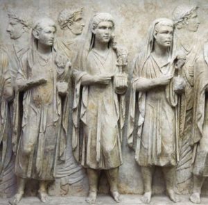 Ancient Fashion: Fringed Clothing in Roman Iconography and Written ...