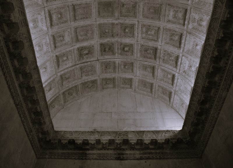 Divine Spatialization: The Gods in Ancient Roman Spaces and Landscapes