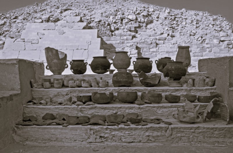 The Iconographic Imprinting of Ancient Chemical Arts