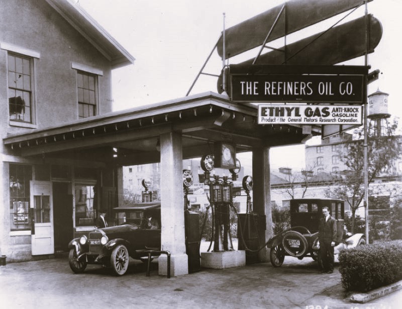 A History of Gasoline since Internal Combustion Engines in the 19th Century