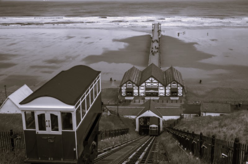 Saltburn: The Saturnine Strangeness of the British Country House Estate ...