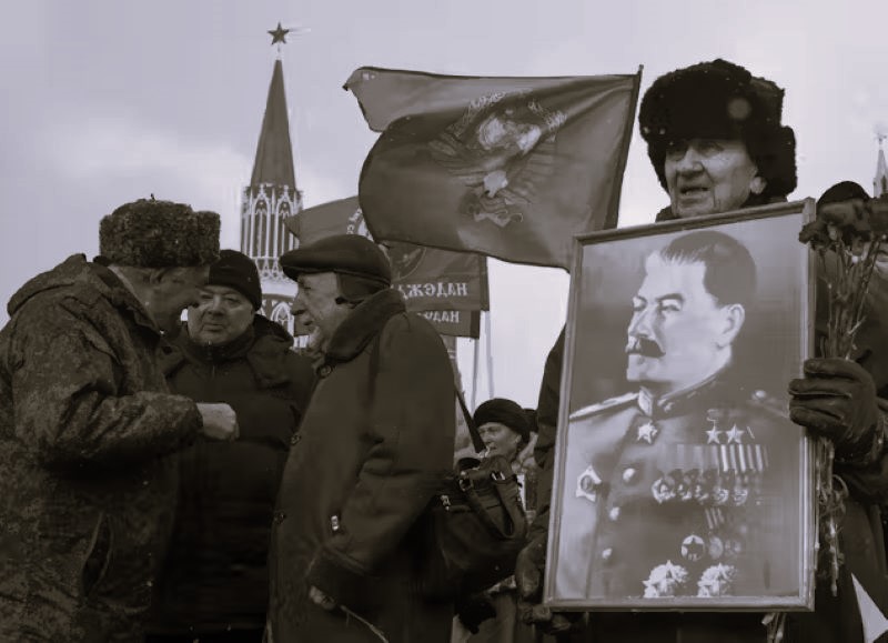 Putin's War on History: Russian High School Textbooks Whitewash Stalin ...