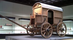 Moving and Communicating: Travel and Correspondence in Ancient Rome