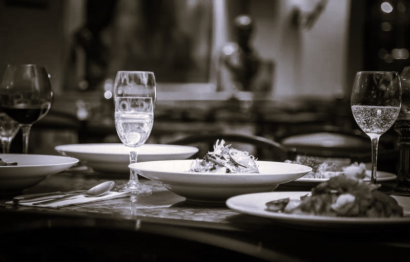 3 Key Tips for Preparing for a First Date in a Restaurant