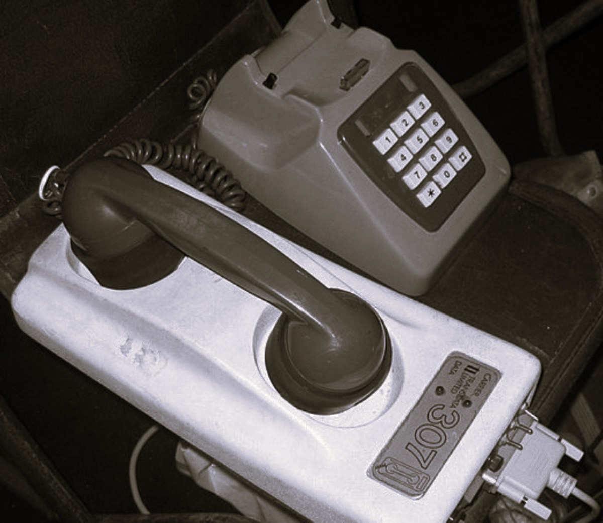 AOL to End Dial-Up Internet Service